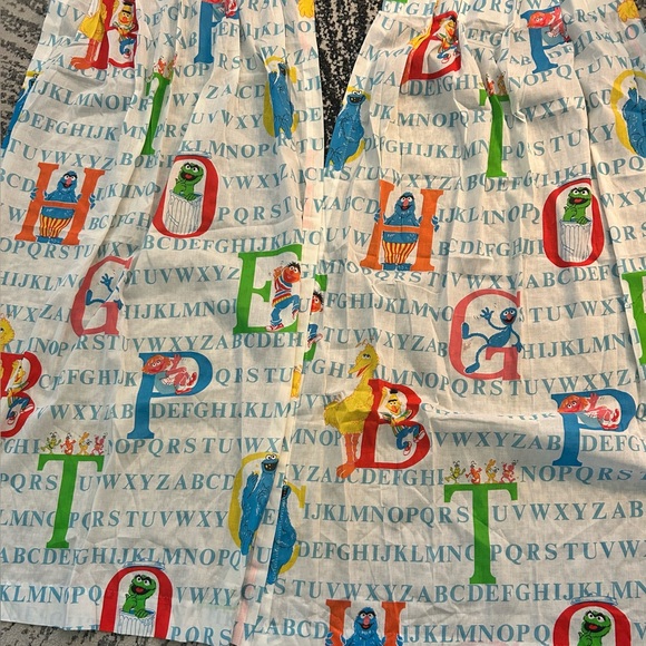 Sesame Street | Accents | Vintage Sesame Street Vintage Pleat Curtains ...